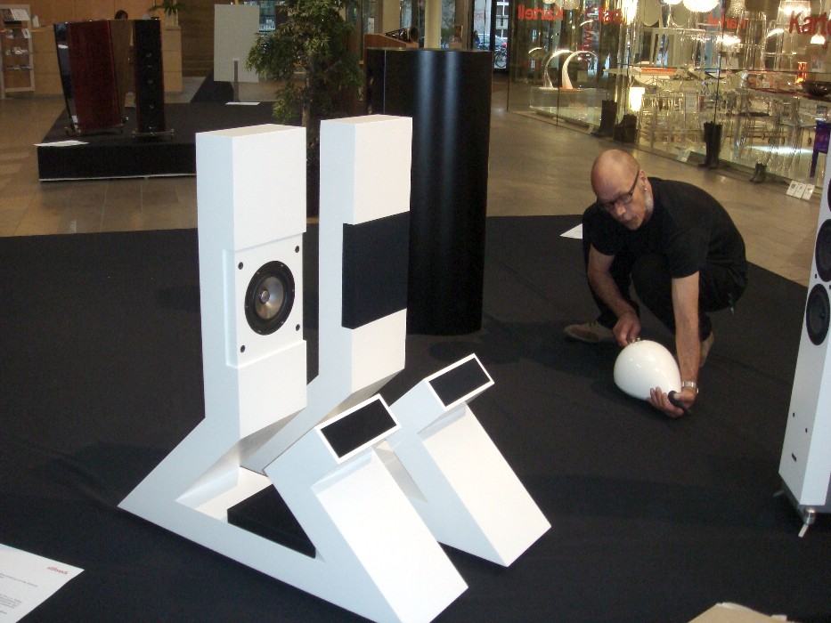 Max Schlundt - stilwerk Berlin - FIDELITY online