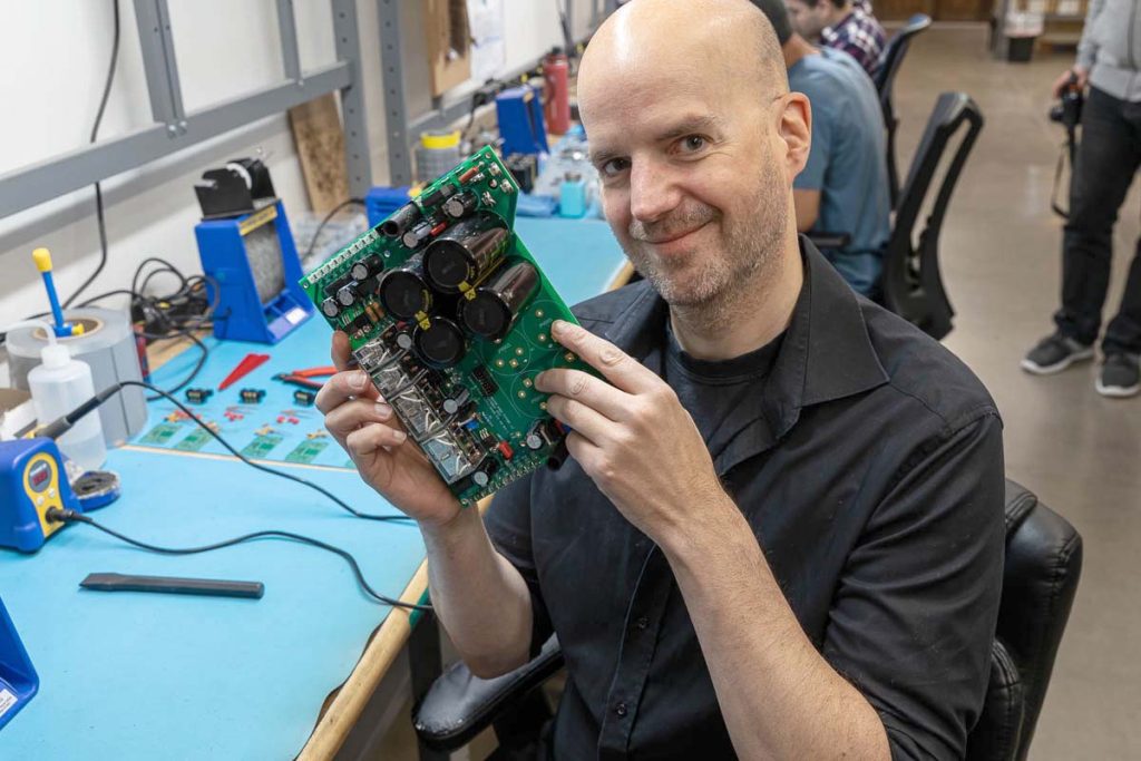 FIDELITY - HiFi Online Magazin für High End Audio, Stereo und Musik